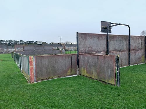 PYA Donate Food Box To Tabernacle:Penarth - penarthtowncouncil.gov.uk