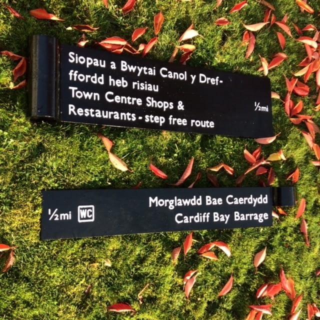 New Pedestrian Signage for Penarth - penarthtowncouncil.gov.uk