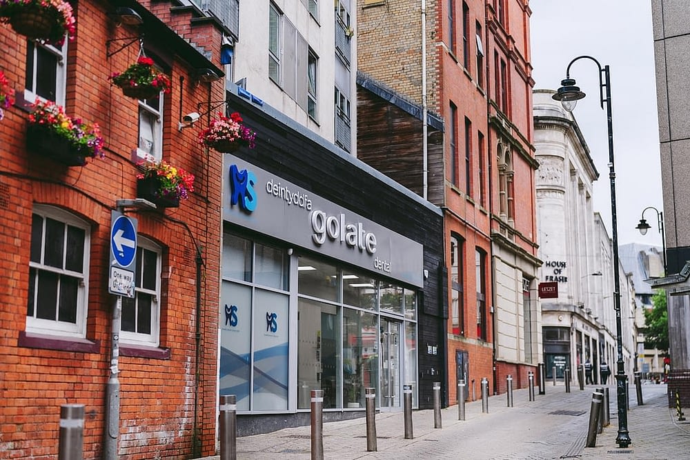 Hywel Samuel Golate Dental Cardiff - Dentist Cardiff