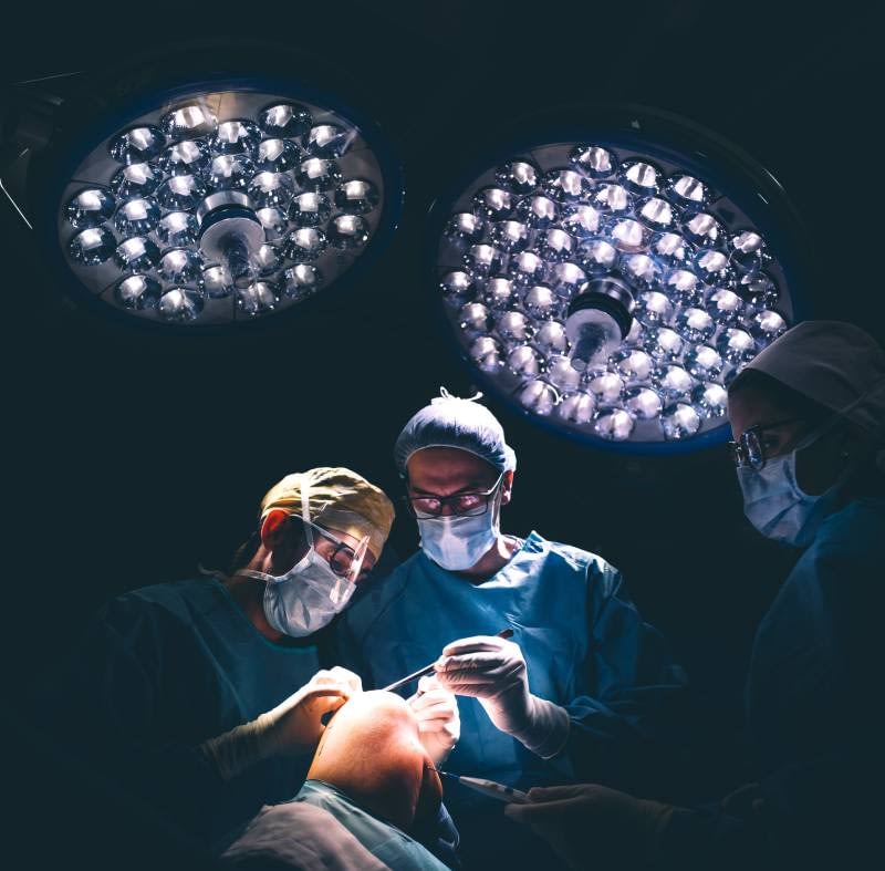 About - Mr. Chris Wilson - Orthopaedic & Knee Surgeon Cardiff